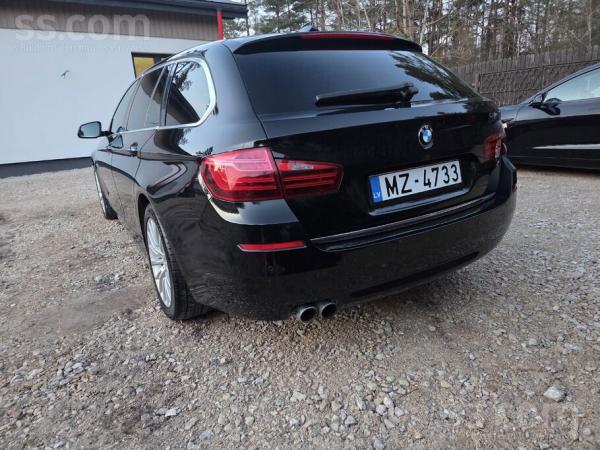 Black BMW 530 2013 in Riga, with an engine capacity of 3.00 L and mileage of 313 thousand km for 10400 €, photo 5 on AUTOMOTO.COM.LV