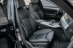 Black BMW 530 2013 in Tukums, with an engine capacity of 3.00 L and mileage of 320 thousand km for 10990 €, photo 14 on AUTOMOTO.COM.LV