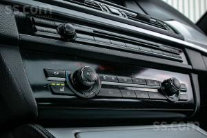 Black BMW 530 2013 in Tukums, with an engine capacity of 3.00 L and mileage of 320 thousand km for 10990 €, photo 17 on AUTOMOTO.COM.LV