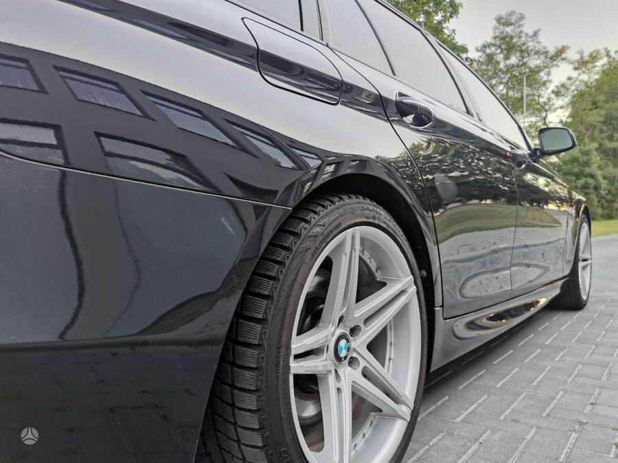 Melns BMW 530 2013 Trakai, ar dzinēja tilpumu 2.99 L un nobraukumu 375 tūkst. km par 10000 €, foto 13 vietnē AUTOMOTO.COM.LV