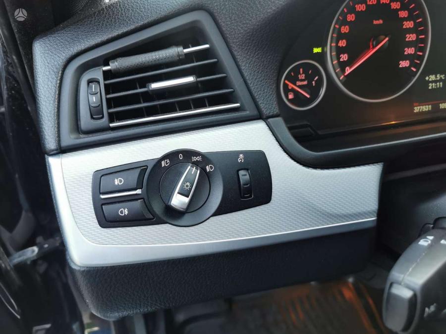 Melns BMW 530 2013 Trakai, ar dzinēja tilpumu 2.99 L un nobraukumu 375 tūkst. km par 10000 €, foto 24 vietnē AUTOMOTO.COM.LV