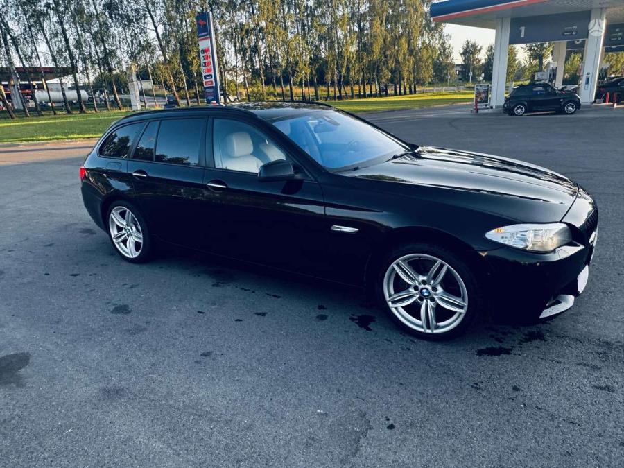 Black BMW 530 2013 in Vilnius, with an engine capacity of 2.99 L and mileage of 287 thousand km for 10900 €, photo 6 on AUTOMOTO.COM.LV