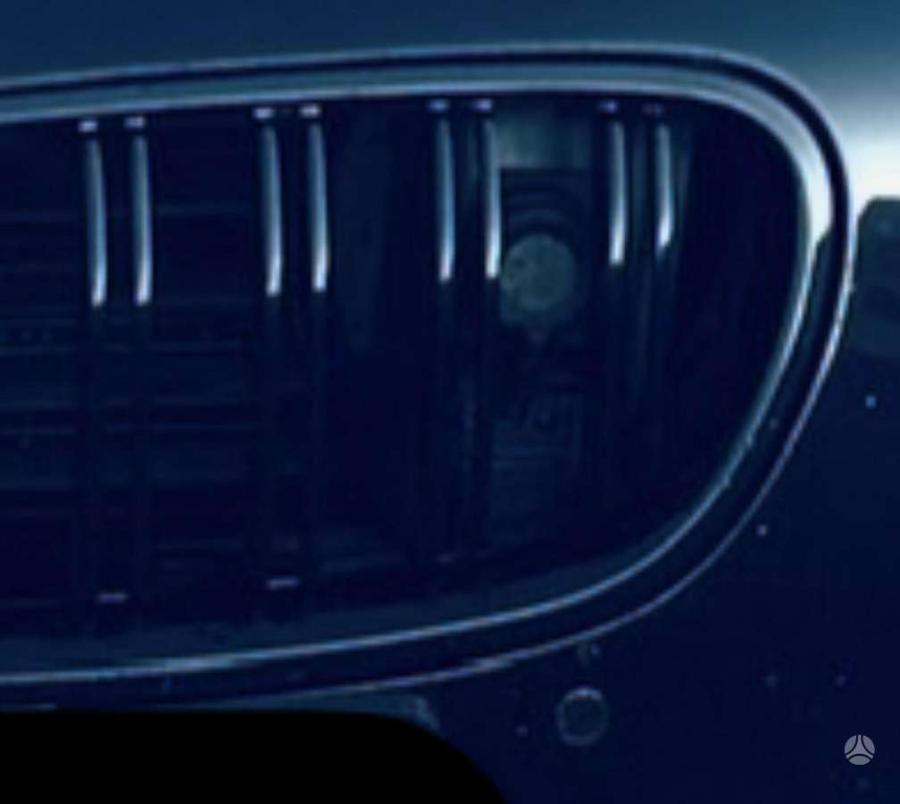 Black BMW 530 2013 in Vilnius, with an engine capacity of 2.99 L and mileage of 287 thousand km for 10900 €, photo 9 on AUTOMOTO.COM.LV