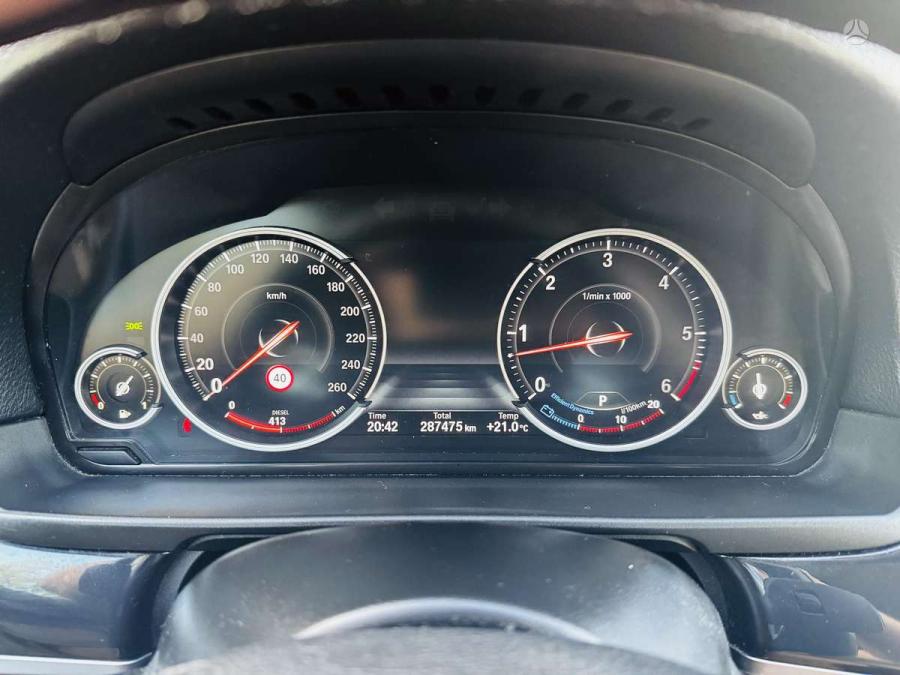 Black BMW 530 2013 in Vilnius, with an engine capacity of 2.99 L and mileage of 287 thousand km for 10900 €, photo 10 on AUTOMOTO.COM.LV