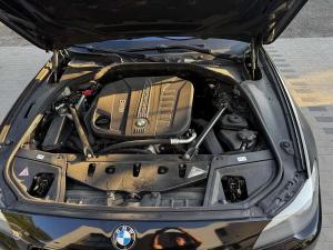 Black BMW 530 2013 in Vilnius, with an engine capacity of 2.99 L and mileage of 287 thousand km for 10900 €, photo 15 on AUTOMOTO.COM.LV