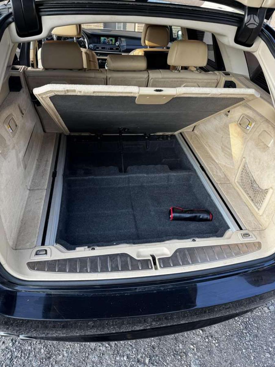 Black BMW 530 2013 in Vilnius, with an engine capacity of 2.99 L and mileage of 287 thousand km for 10900 €, photo 21 on AUTOMOTO.COM.LV