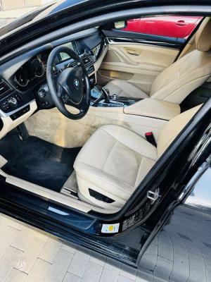 Black BMW 530 2013 in Vilnius, with an engine capacity of 2.99 L and mileage of 287 thousand km for 10900 €, photo 22 on AUTOMOTO.COM.LV