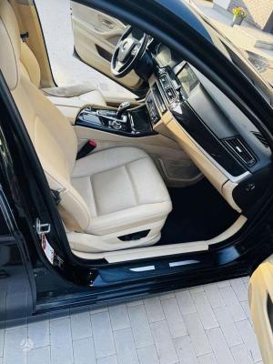 Black BMW 530 2013 in Vilnius, with an engine capacity of 2.99 L and mileage of 287 thousand km for 10900 €, photo 25 on AUTOMOTO.COM.LV