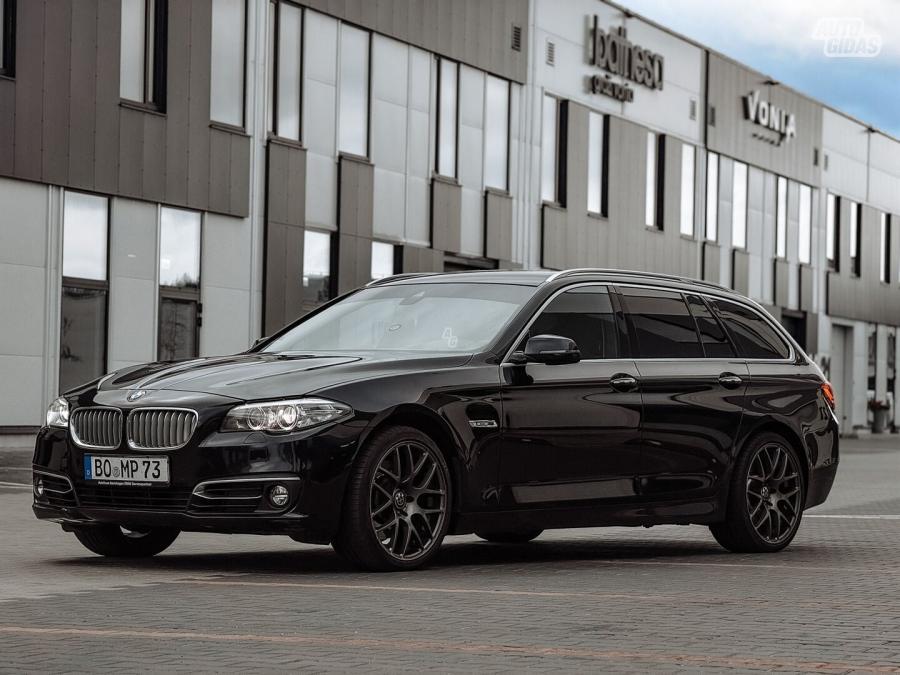 Melns BMW 530 2013 Viļņa, ar dzinēja tilpumu 3.00 L un nobraukumu 237 tūkst. km par 11700 €, foto 7 vietnē AUTOMOTO.COM.LV