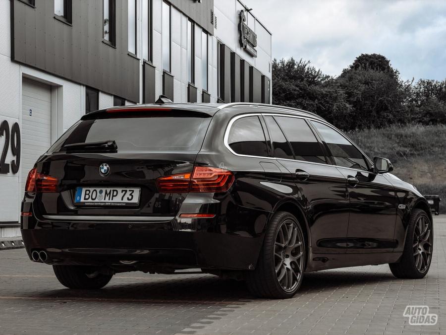 Melns BMW 530 2013 Viļņa, ar dzinēja tilpumu 3.00 L un nobraukumu 237 tūkst. km par 11700 €, foto 11 vietnē AUTOMOTO.COM.LV
