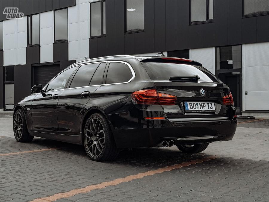 Melns BMW 530 2013 Viļņa, ar dzinēja tilpumu 3.00 L un nobraukumu 237 tūkst. km par 11700 €, foto 13 vietnē AUTOMOTO.COM.LV