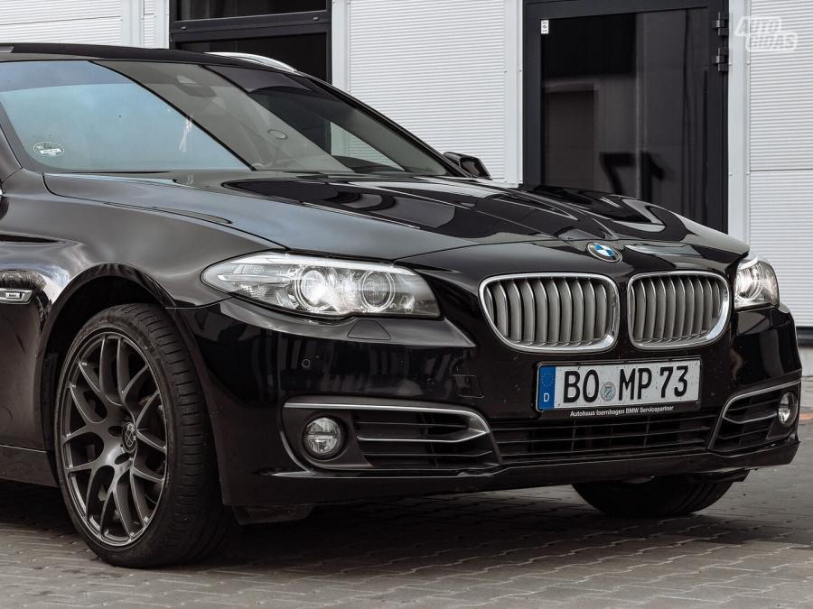 Melns BMW 530 2013 Viļņa, ar dzinēja tilpumu 3.00 L un nobraukumu 237 tūkst. km par 11700 €, foto 17 vietnē AUTOMOTO.COM.LV