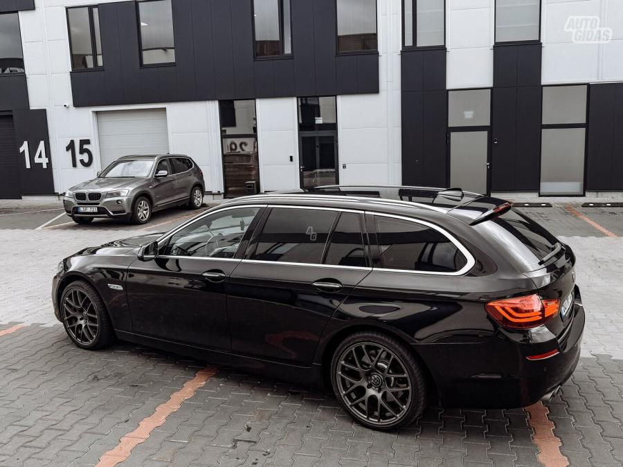 Melns BMW 530 2013 Viļņa, ar dzinēja tilpumu 3.00 L un nobraukumu 237 tūkst. km par 11700 €, foto 22 vietnē AUTOMOTO.COM.LV