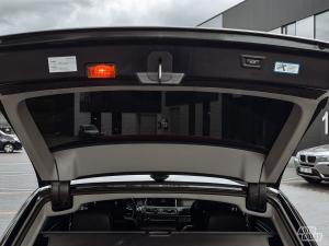 Melns BMW 530 2013 Viļņa, ar dzinēja tilpumu 3.00 L un nobraukumu 237 tūkst. km par 11700 €, foto 26 vietnē AUTOMOTO.COM.LV