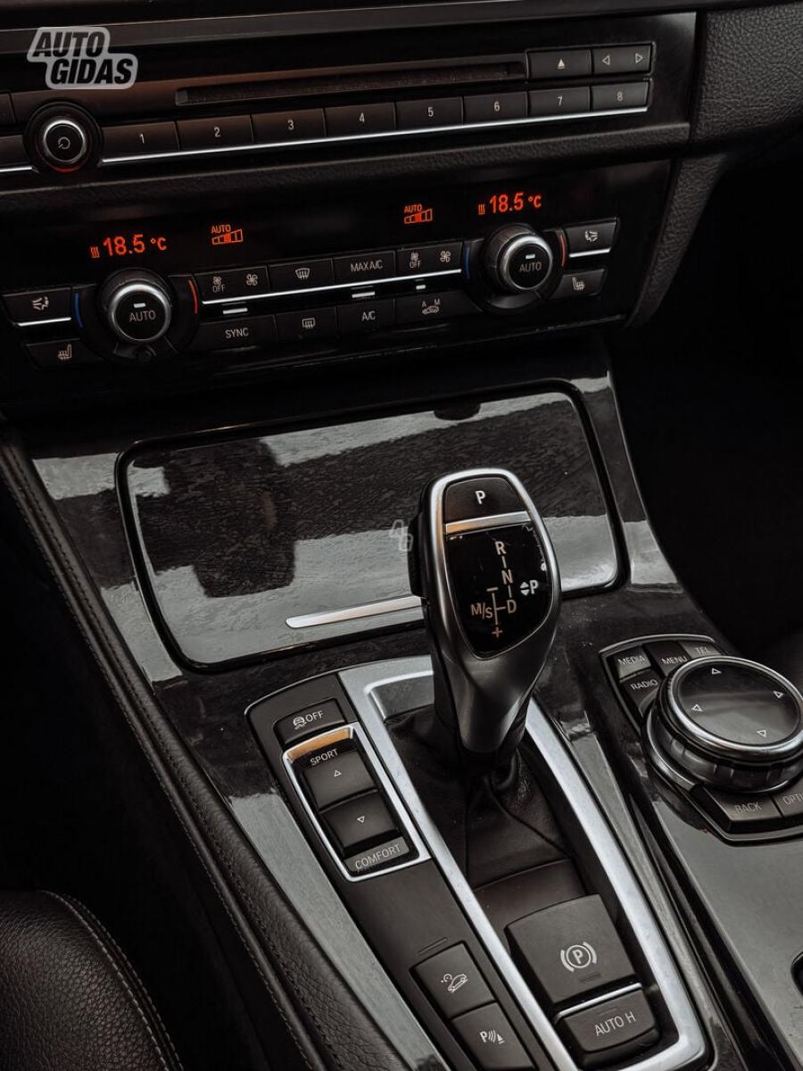 Melns BMW 530 2013 Viļņa, ar dzinēja tilpumu 3.00 L un nobraukumu 237 tūkst. km par 11700 €, foto 28 vietnē AUTOMOTO.COM.LV
