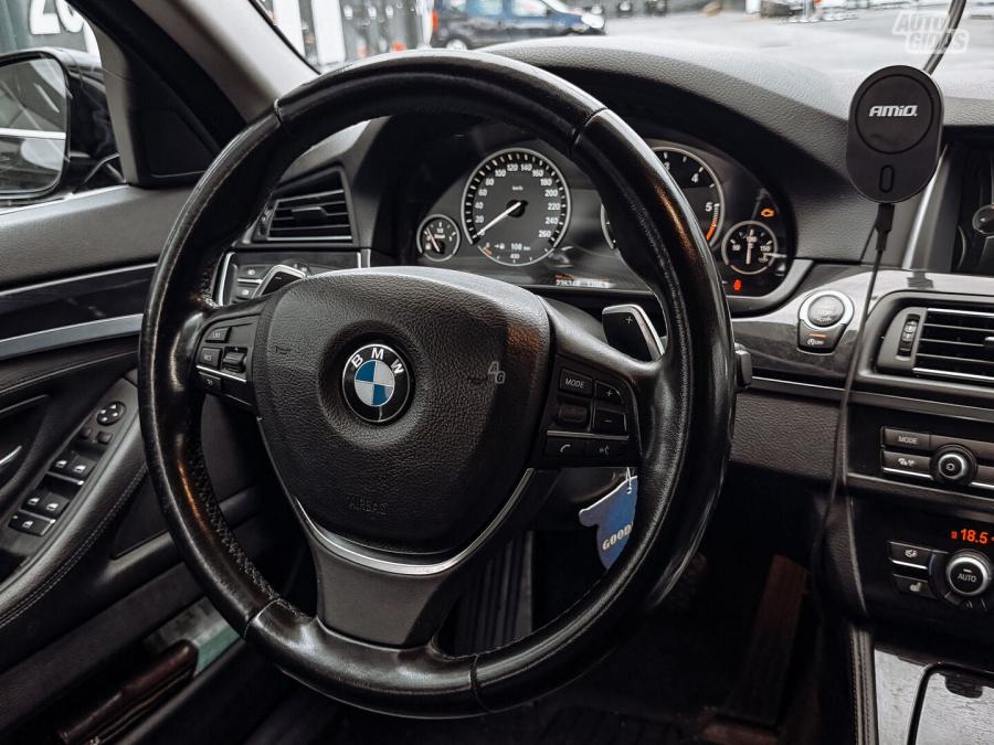 Melns BMW 530 2013 Viļņa, ar dzinēja tilpumu 3.00 L un nobraukumu 237 tūkst. km par 11700 €, foto 32 vietnē AUTOMOTO.COM.LV