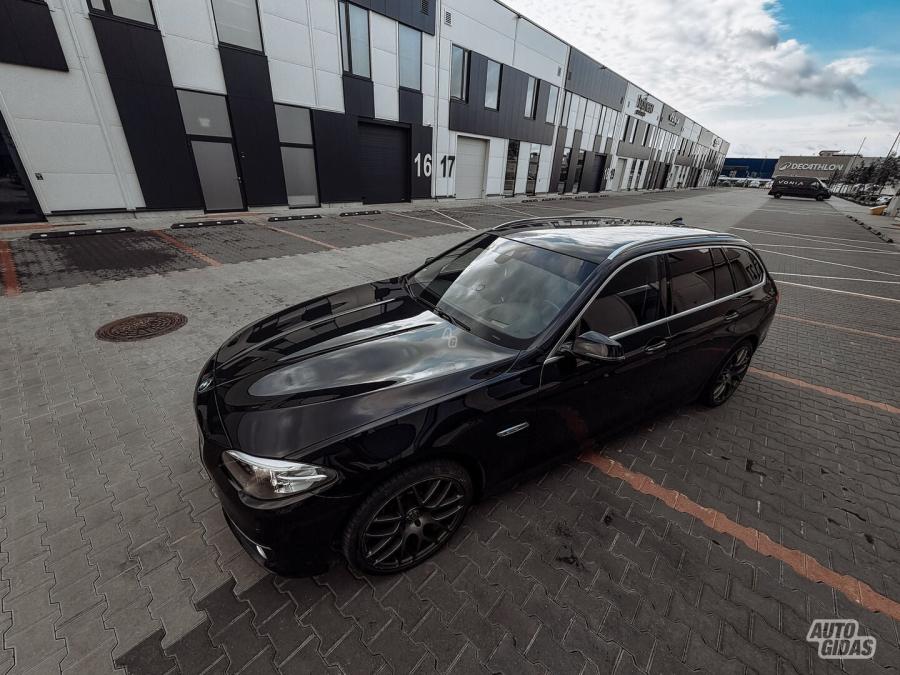 Melns BMW 530 2013 Viļņa, ar dzinēja tilpumu 3.00 L un nobraukumu 237 tūkst. km par 11700 €, foto 37 vietnē AUTOMOTO.COM.LV