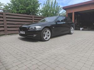 Black BMW 530 2013 in Siauliai, with an engine capacity of 2.99 L and mileage of 370 thousand km for 8000 €, photo 3 on AUTOMOTO.COM.LV