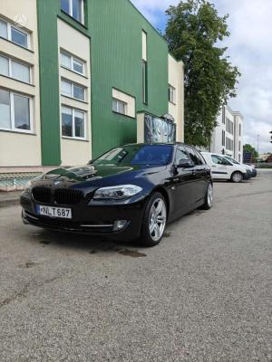 Black BMW 530 2013 in Siauliai, with an engine capacity of 2.99 L and mileage of 370 thousand km for 8000 €, photo 10 on AUTOMOTO.COM.LV