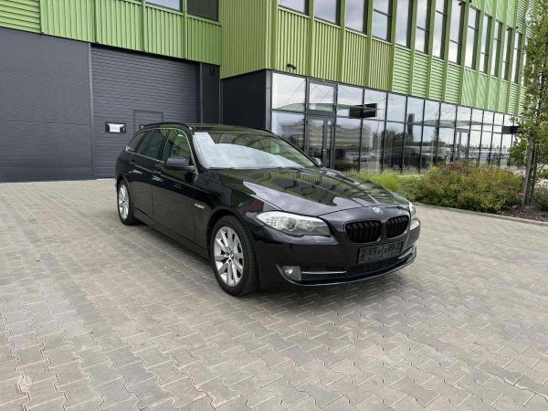 Melns BMW 530 2013 Viļņa, ar dzinēja tilpumu 2.99 L un nobraukumu 227 tūkst. km par 10300 €, foto 3 vietnē AUTOMOTO.COM.LV
