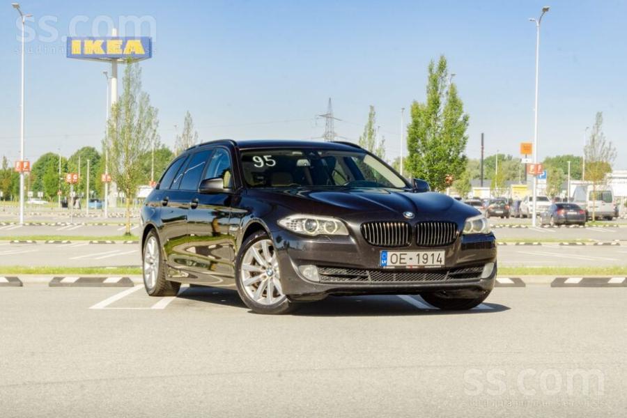Black BMW 530 2013 in Riga, with an engine capacity of 3.00 L and mileage of 307 thousand km for 9290 €, photo 3 on AUTOMOTO.COM.LV