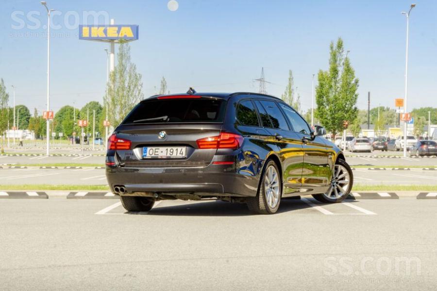 Black BMW 530 2013 in Riga, with an engine capacity of 3.00 L and mileage of 307 thousand km for 9290 €, photo 7 on AUTOMOTO.COM.LV