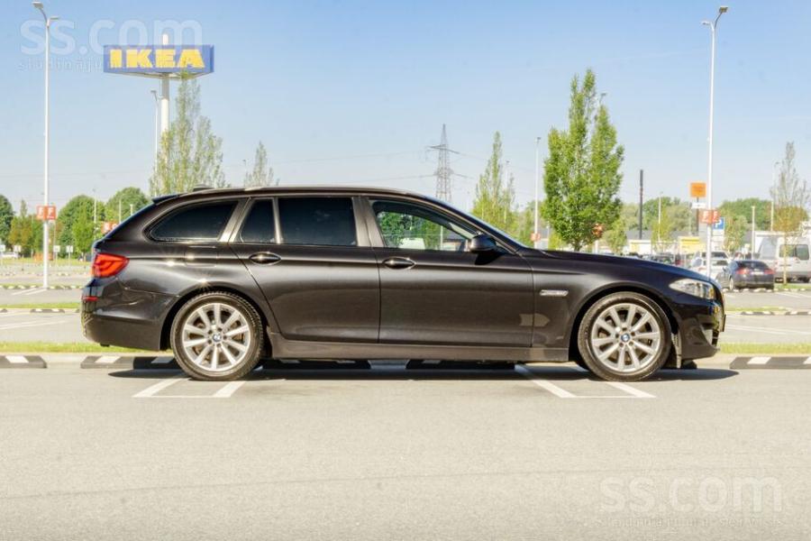 Black BMW 530 2013 in Riga, with an engine capacity of 3.00 L and mileage of 307 thousand km for 9290 €, photo 10 on AUTOMOTO.COM.LV