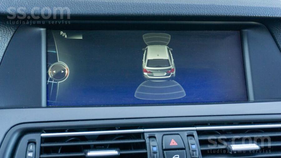 Black BMW 530 2013 in Riga, with an engine capacity of 3.00 L and mileage of 307 thousand km for 9290 €, photo 20 on AUTOMOTO.COM.LV