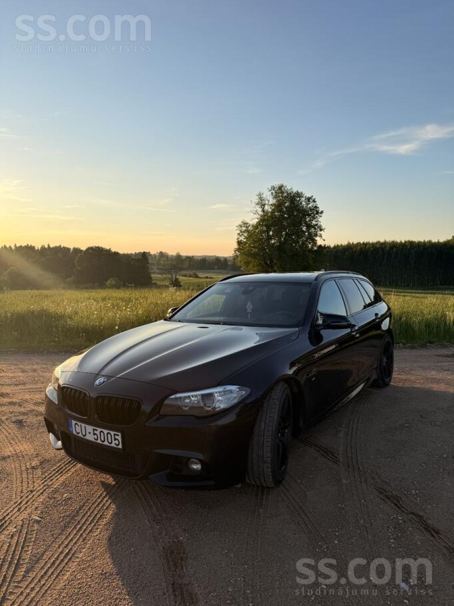 Black BMW 530 2013 in Cesis, with an engine capacity of 3.00 L and mileage of 291 thousand km for 11300 €, photo 3 on AUTOMOTO.COM.LV