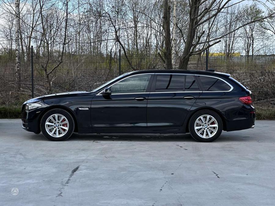 Melns BMW 530 2013 Viļņa, ar dzinēja tilpumu 2.99 L un nobraukumu 295 tūkst. km par 9690 €, foto 9 vietnē AUTOMOTO.COM.LV