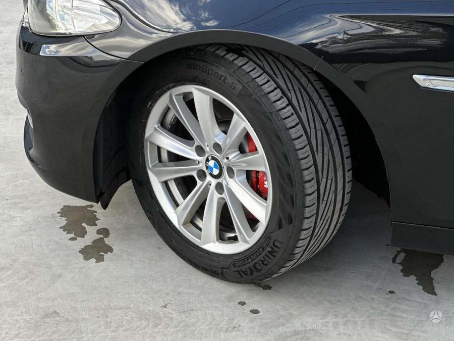 Melns BMW 530 2013 Viļņa, ar dzinēja tilpumu 2.99 L un nobraukumu 295 tūkst. km par 9690 €, foto 12 vietnē AUTOMOTO.COM.LV