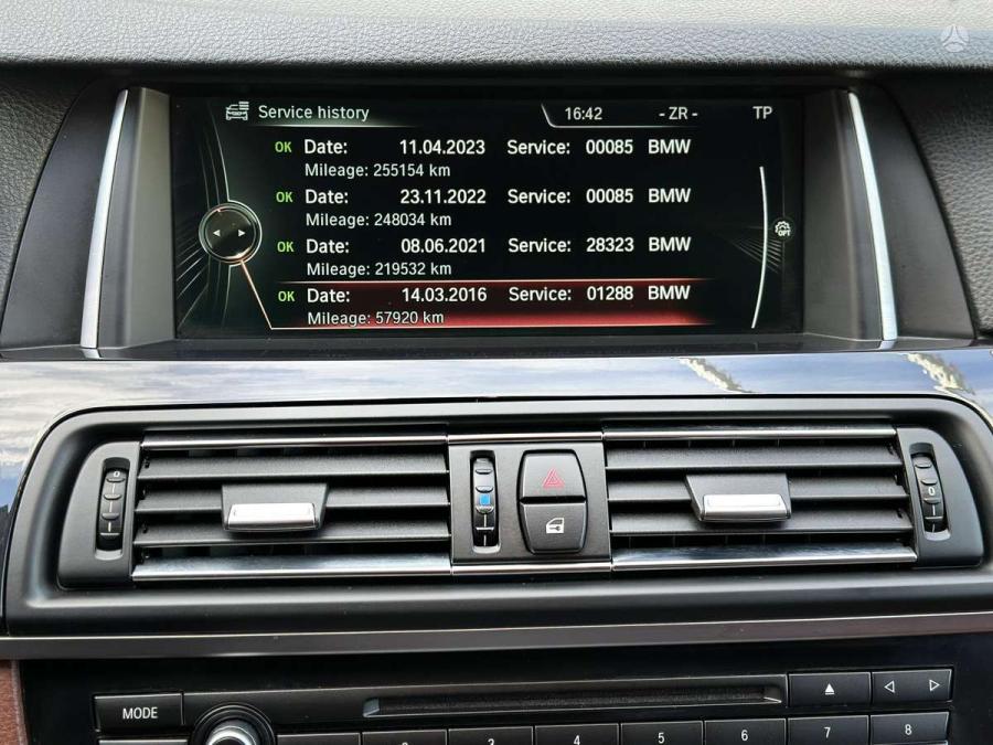 Melns BMW 530 2013 Viļņa, ar dzinēja tilpumu 2.99 L un nobraukumu 295 tūkst. km par 9690 €, foto 32 vietnē AUTOMOTO.COM.LV