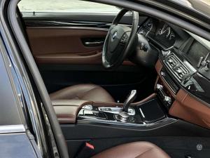 Melns BMW 530 2013 Viļņa, ar dzinēja tilpumu 2.99 L un nobraukumu 295 tūkst. km par 9690 €, foto 33 vietnē AUTOMOTO.COM.LV