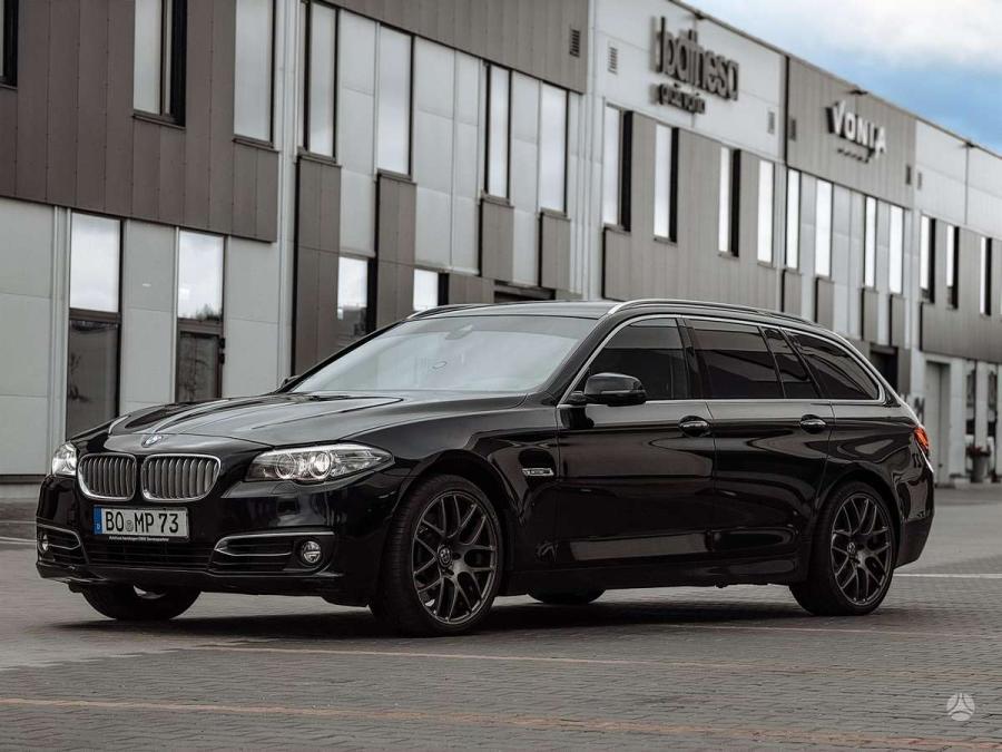 Black BMW 530 2013 in Vilnius, with an engine capacity of 2.99 L and mileage of 236 thousand km for 12500 €, photo 3 on AUTOMOTO.COM.LV
