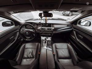 Black BMW 530 2013 in Vilnius, with an engine capacity of 2.99 L and mileage of 236 thousand km for 12500 €, photo 29 on AUTOMOTO.COM.LV
