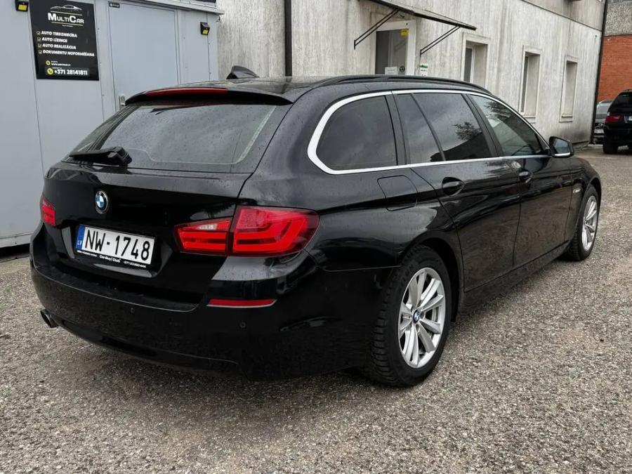 Black BMW 530 2013 in Daugavpils, with an engine capacity of 3.00 L and mileage of 268 thousand km for 6490 €, photo 7 on AUTOMOTO.COM.LV