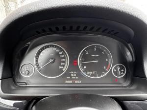 Black BMW 530 2013 in Daugavpils, with an engine capacity of 3.00 L and mileage of 268 thousand km for 6490 €, photo 20 on AUTOMOTO.COM.LV