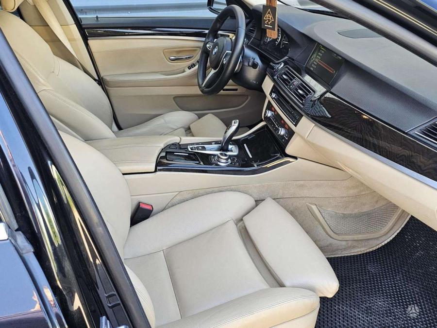 Melns BMW 530 2013 Mažeikiai, ar dzinēja tilpumu 2.99 L un nobraukumu 287 tūkst. km par 9400 €, foto 6 vietnē AUTOMOTO.COM.LV
