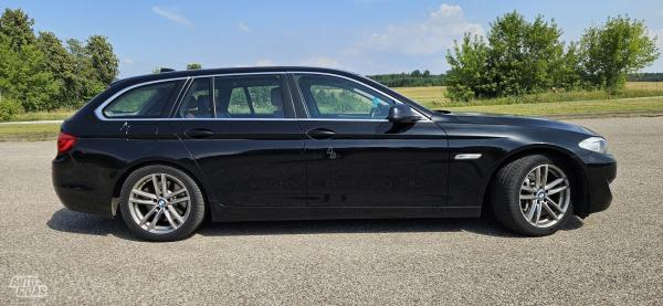 Black BMW 530 2013 in Vilnius, with an engine capacity of 3.00 L and mileage of 261 thousand km for 9290 €, photo 7 on AUTOMOTO.COM.LV