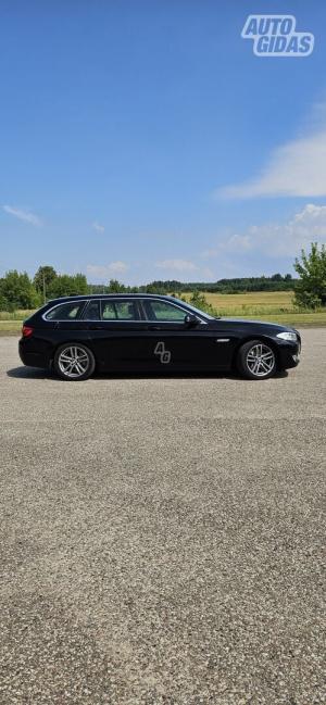 Black BMW 530 2013 in Vilnius, with an engine capacity of 3.00 L and mileage of 261 thousand km for 9290 €, photo 7 on AUTOMOTO.COM.LV