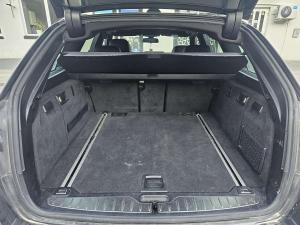 Black BMW 530 2013 in Kaunas, with an engine capacity of 2.99 L and mileage of 415 thousand km for 8999 €, photo 23 on AUTOMOTO.COM.LV