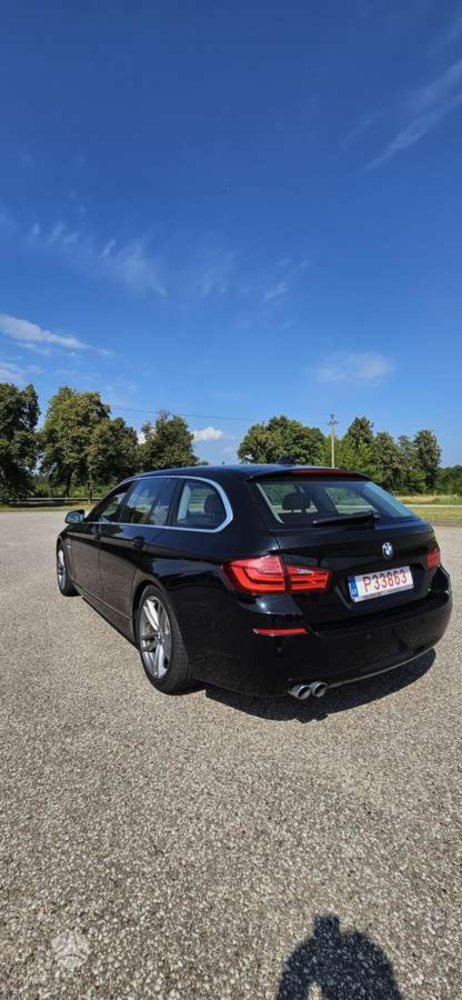 Black BMW 530 2013 in Vilnius, with an engine capacity of 2.99 L and mileage of 261 thousand km for 9090 €, photo 19 on AUTOMOTO.COM.LV
