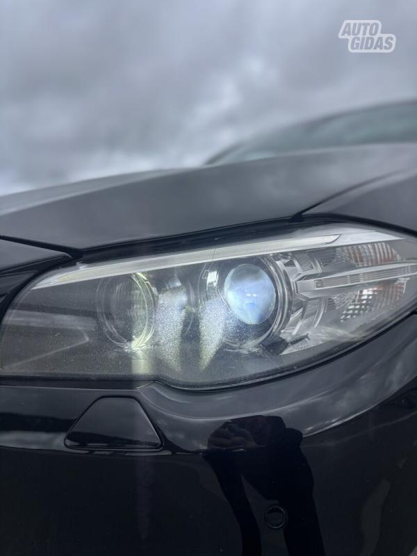 Black BMW 530 2013 in Vilnius, with an engine capacity of 3.00 L and mileage of 360 thousand km for 12000 €, photo 9 on AUTOMOTO.COM.LV