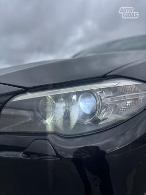 Melns BMW 530 2013 Viļņa, ar dzinēja tilpumu 3.00 L un nobraukumu 360 tūkst. km par 12000 €, foto 9 vietnē AUTOMOTO.COM.LV
