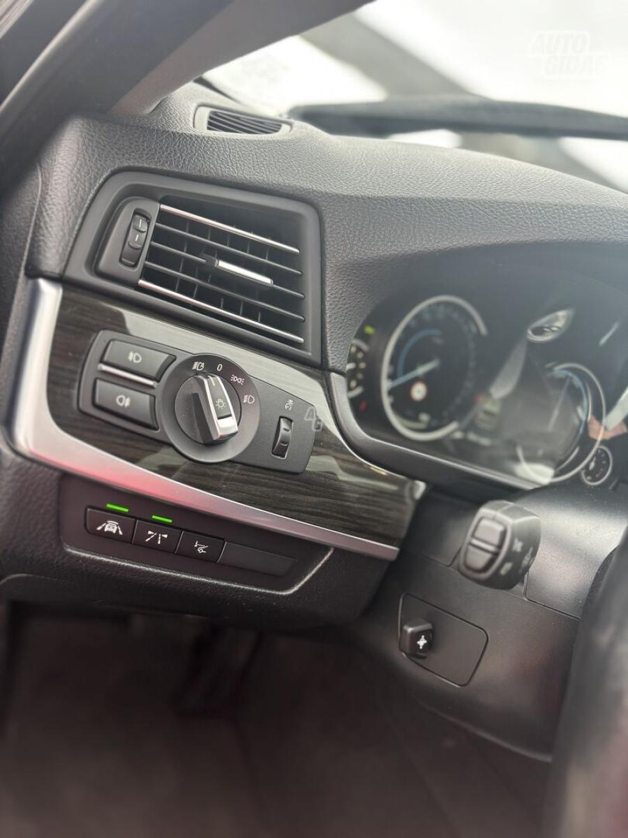 Melns BMW 530 2013 Viļņa, ar dzinēja tilpumu 3.00 L un nobraukumu 360 tūkst. km par 12000 €, foto 10 vietnē AUTOMOTO.COM.LV