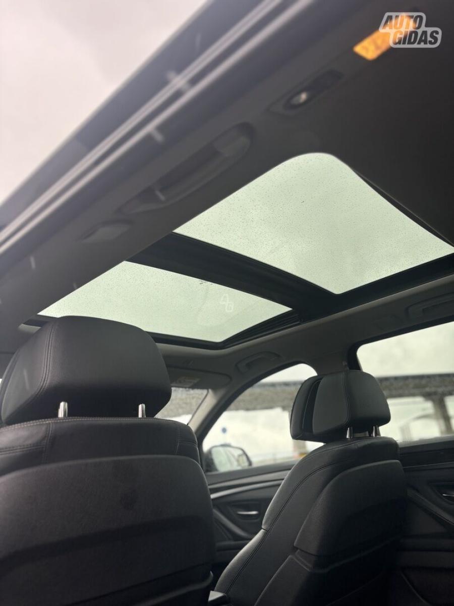 Melns BMW 530 2013 Viļņa, ar dzinēja tilpumu 3.00 L un nobraukumu 360 tūkst. km par 12000 €, foto 12 vietnē AUTOMOTO.COM.LV
