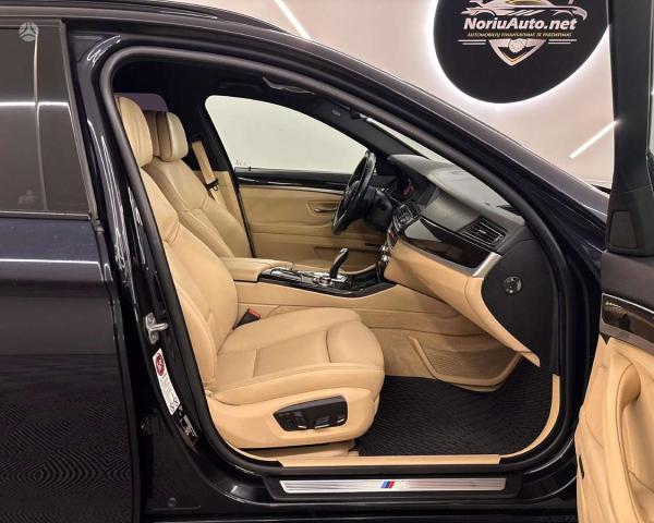 Melns BMW 530 2014 Marijampole, ar dzinēja tilpumu 2.99 L un nobraukumu 269 tūkst. km par 11850 €, foto 11 vietnē AUTOMOTO.COM.LV