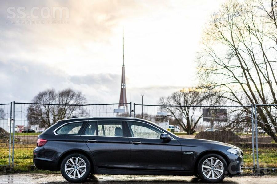 Black BMW 530 2014 in Riga, with an engine capacity of 3.00 L and mileage of 269 thousand km for 14990 €, photo 5 on AUTOMOTO.COM.LV