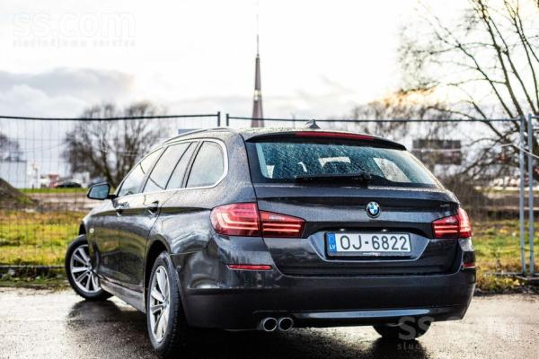 Black BMW 530 2014 in Riga, with an engine capacity of 3.00 L and mileage of 269 thousand km for 14990 €, photo 6 on AUTOMOTO.COM.LV