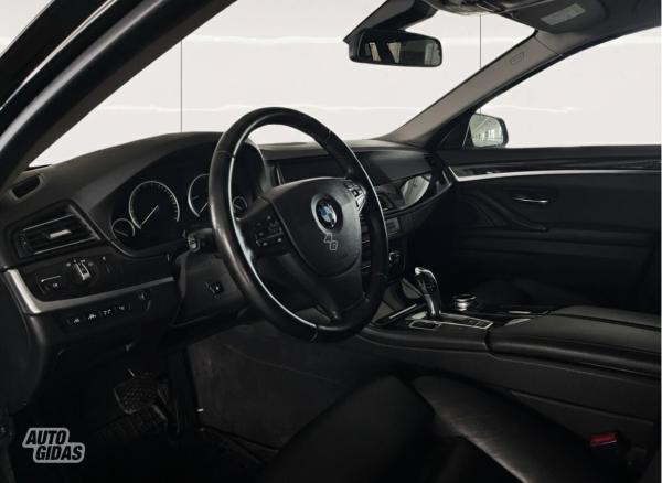 Black BMW 530 2014 in Vilnius, with an engine capacity of 3.00 L and mileage of 280 thousand km for 9300 €, photo 8 on AUTOMOTO.COM.LV